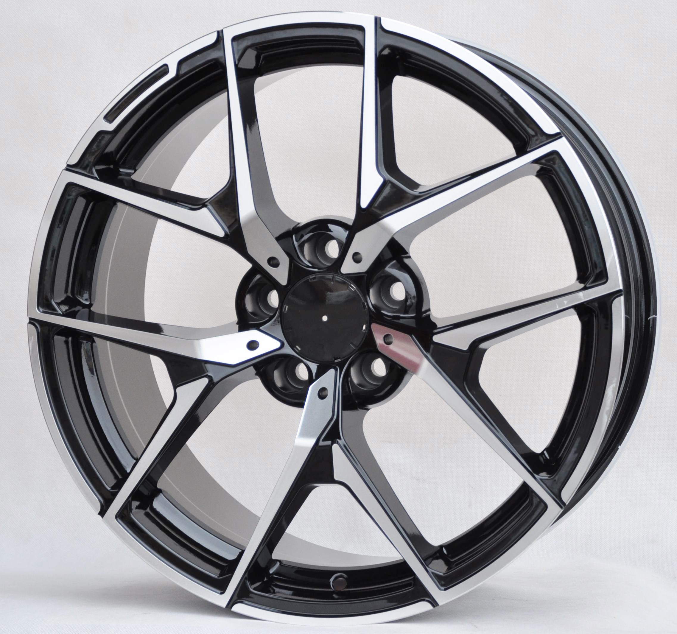 1225 MB ALUFELNI 17 5x112 MERCEDES C E S W205 W212 | Alu-felni.eu