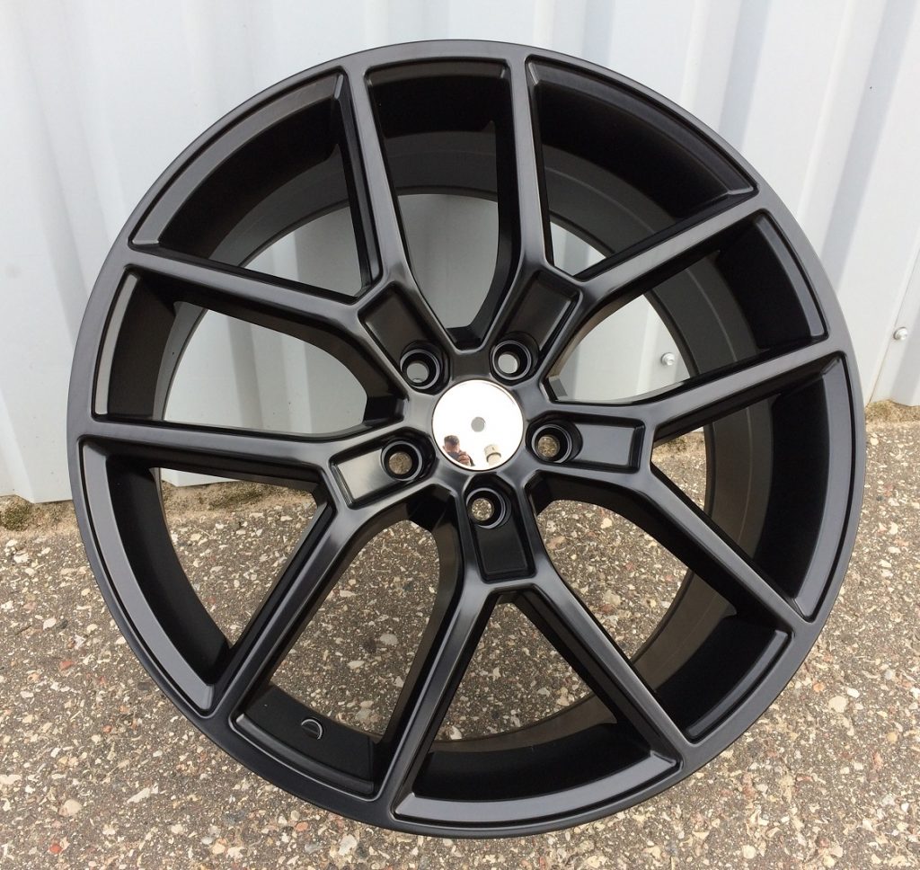 302 FEKETE ALUFELNI 18 5x108 FORD VOLVO ET45 | Alu-felni.eu