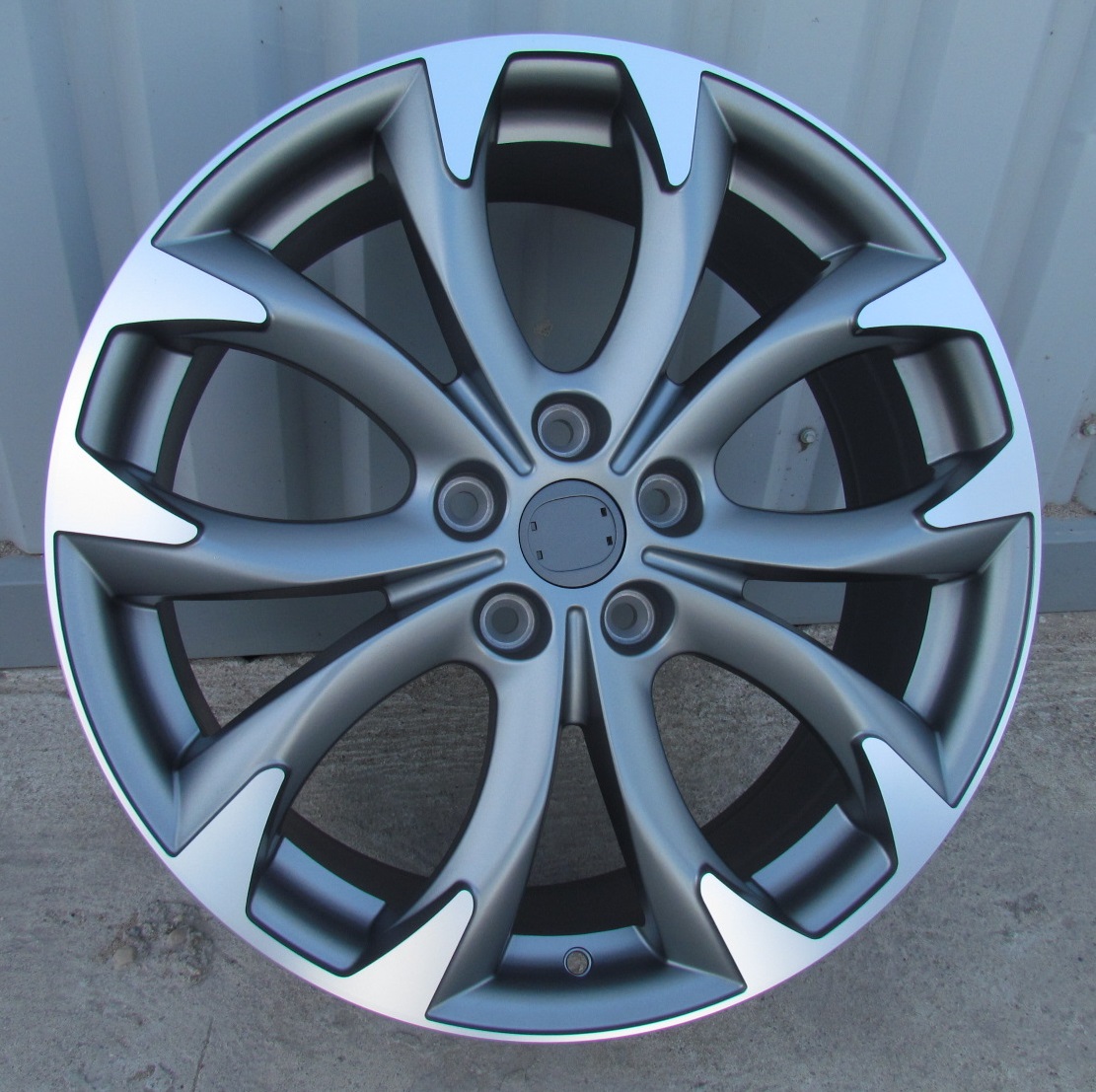 177 MG ALUFELNI 18 5x114,3 MAZDA 3 5 6 CX3 CX5 ET50 | Alu-felni.eu