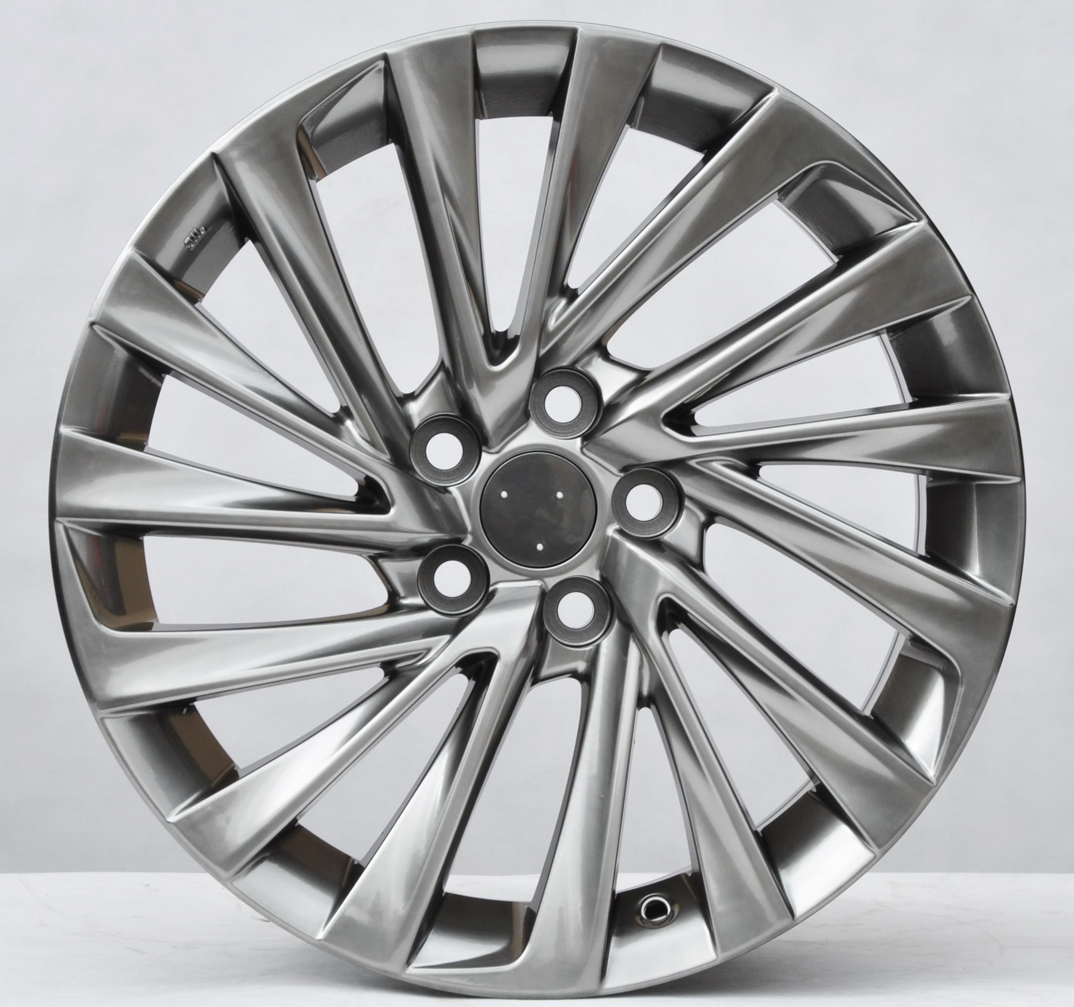 5716 HB ALUFELNI 18 5x114,3 LEXUS ES IS NX RX RC UX ET40 | Alu-felni.eu