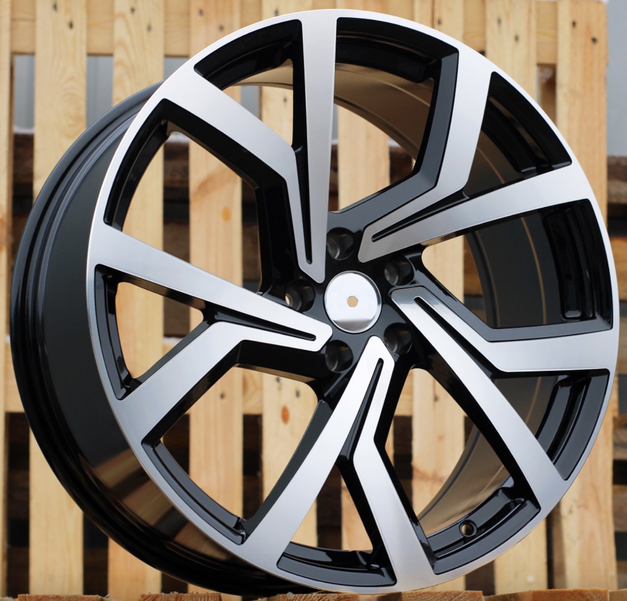 236-03 BF 16 5X100 ALUFELNI SKODA VW SEAT. | Alu-felni.eu